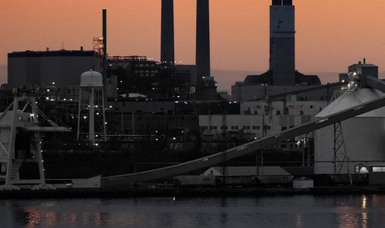 Black Factory Workers "Profoundly and Disproportionally" Felt the Pain ...