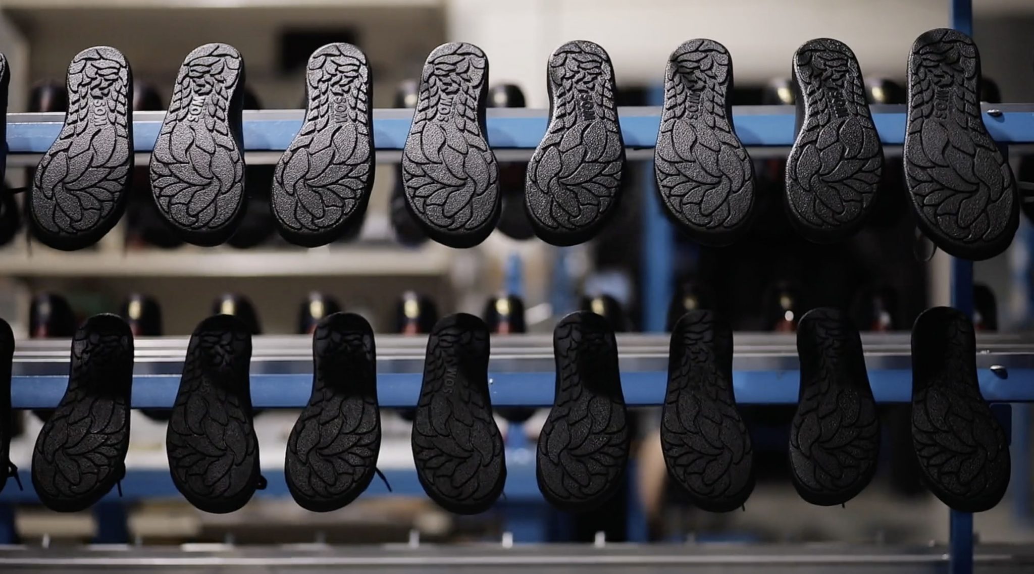 SOM Footwear Offers Runners a Minimalist Shoe Option That's Also Made ...